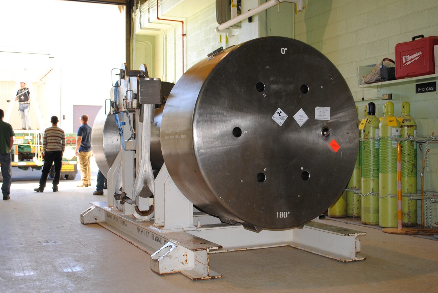 Research Quantities of Commercial Nuclear Fuel - Idaho National Laboratory
